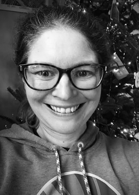 About – Sarah Thompson